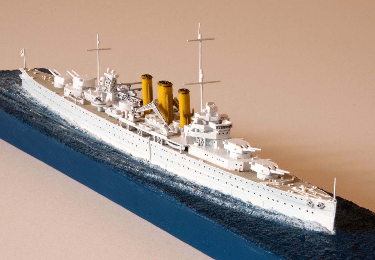 HMS-Kent-(14)