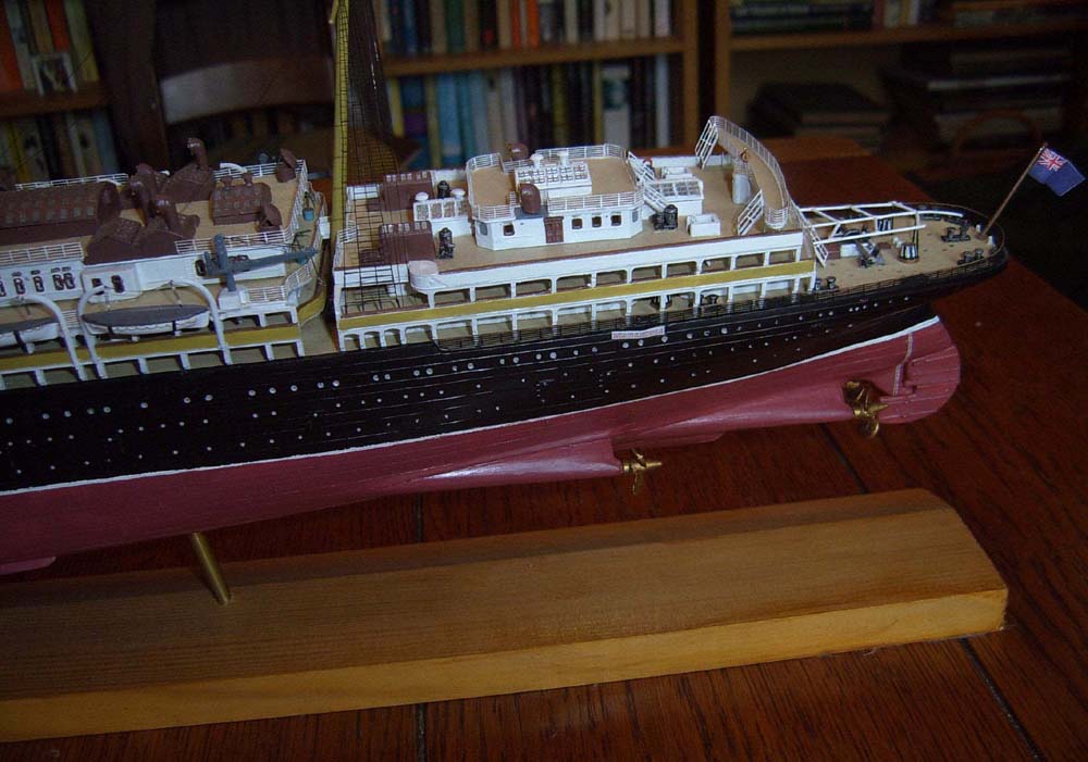 lus-stern